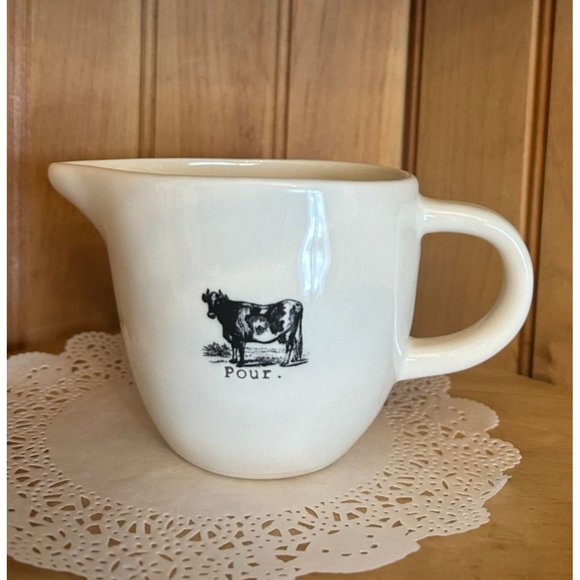 Rae Dunn | Dining | Vintage Rae Dunn Magenta Artisan Collection Pour ...